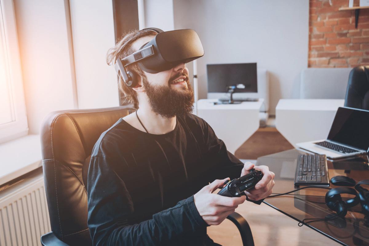 Virtual Reality is Transforming into a Niche Sub-Industry | Dice.com ...