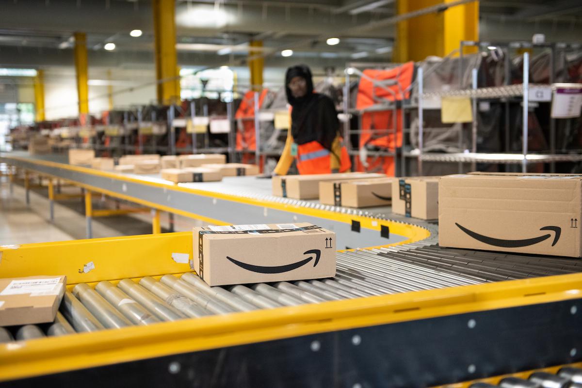 Amazon Plans on Hiring 55,000 More Technologists, Corporate Employees ...